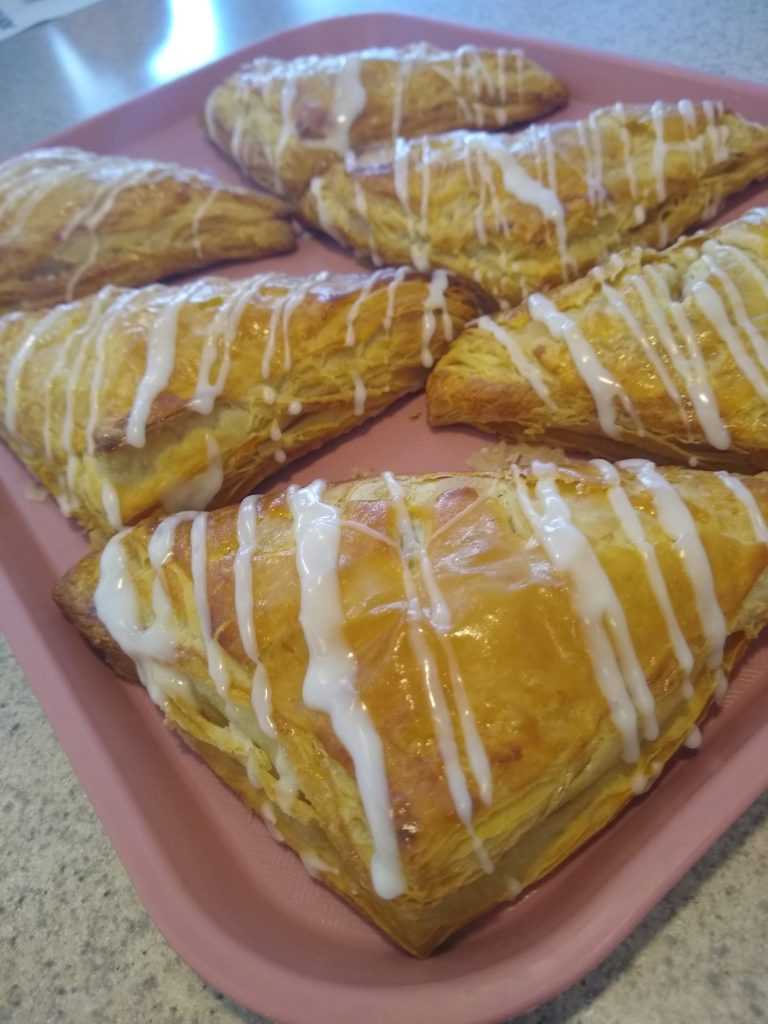 Apple Turnovers - Sweet Talkin' Treats